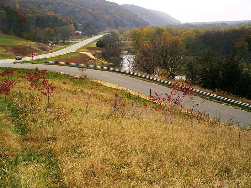 Lower Wisconsin River Road on OverlookMaps.com